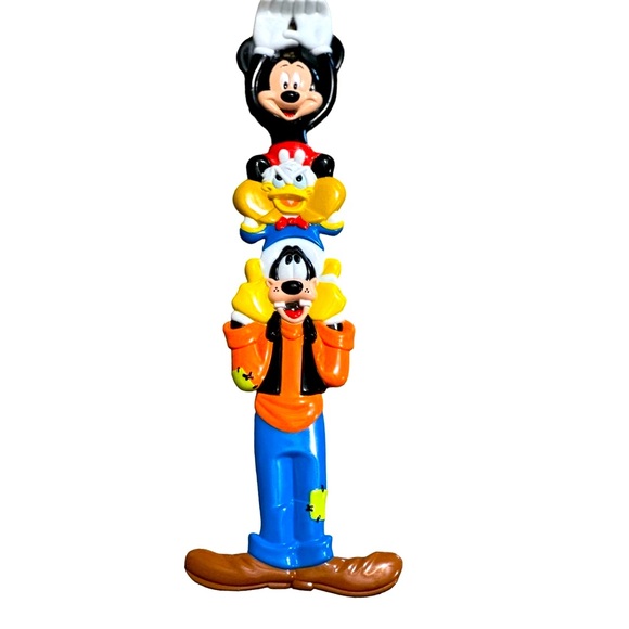 Disney | Other | Walt Disney World Souvenir Back Scratcher With Mickey ...